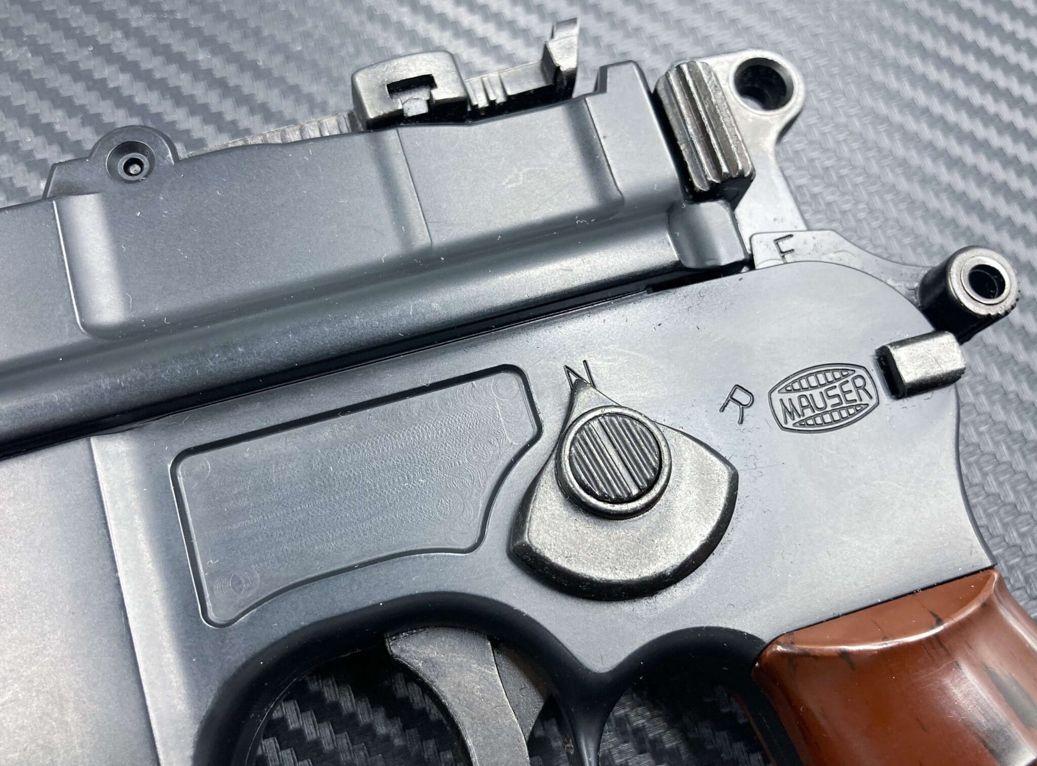 マルシン製モーゼルM712(MAXI8)をレビュー！WW2時代を代表するドイツ製マシンピストルを紹介！ - ミッコーブログ