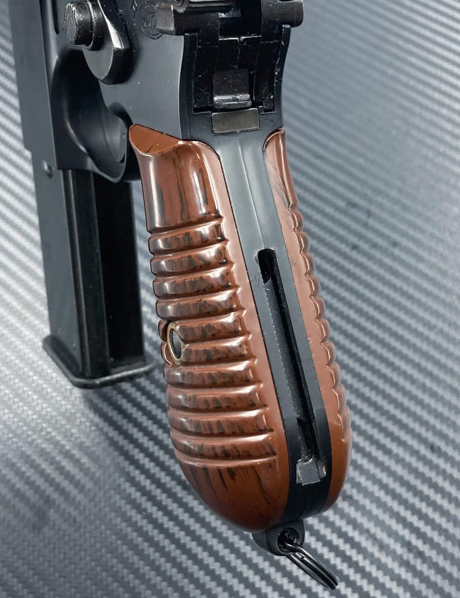 マルシン製モーゼルM712(MAXI8)をレビュー！WW2時代を代表するドイツ製マシンピストルを紹介！ - ミッコーブログ