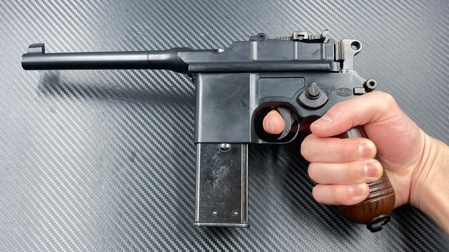 マルシン製モーゼルM712(MAXI8)をレビュー！WW2時代を代表するドイツ製マシンピストルを紹介！ - ミッコーブログ