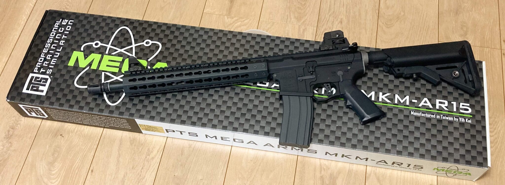 KSC(KWA)製 MEGA MKM AR15をレビュー！PTSと共同開発したメガアームズの軽量＆高剛性ハイエンドなAR15ガスブロを紹介 - ミッコーブログ
