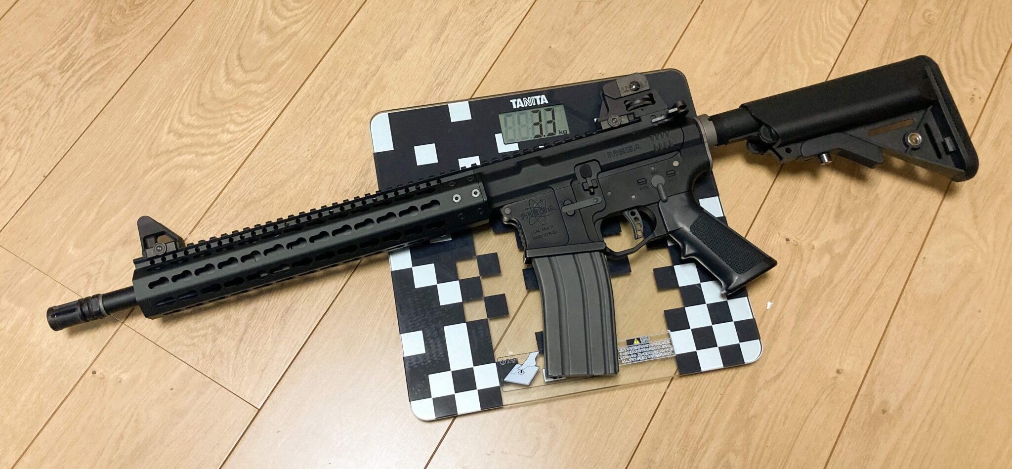 KSC(KWA)製 MEGA MKM AR15をレビュー！PTSと共同開発したメガアームズの軽量＆高剛性ハイエンドなAR15ガスブロを紹介 ...