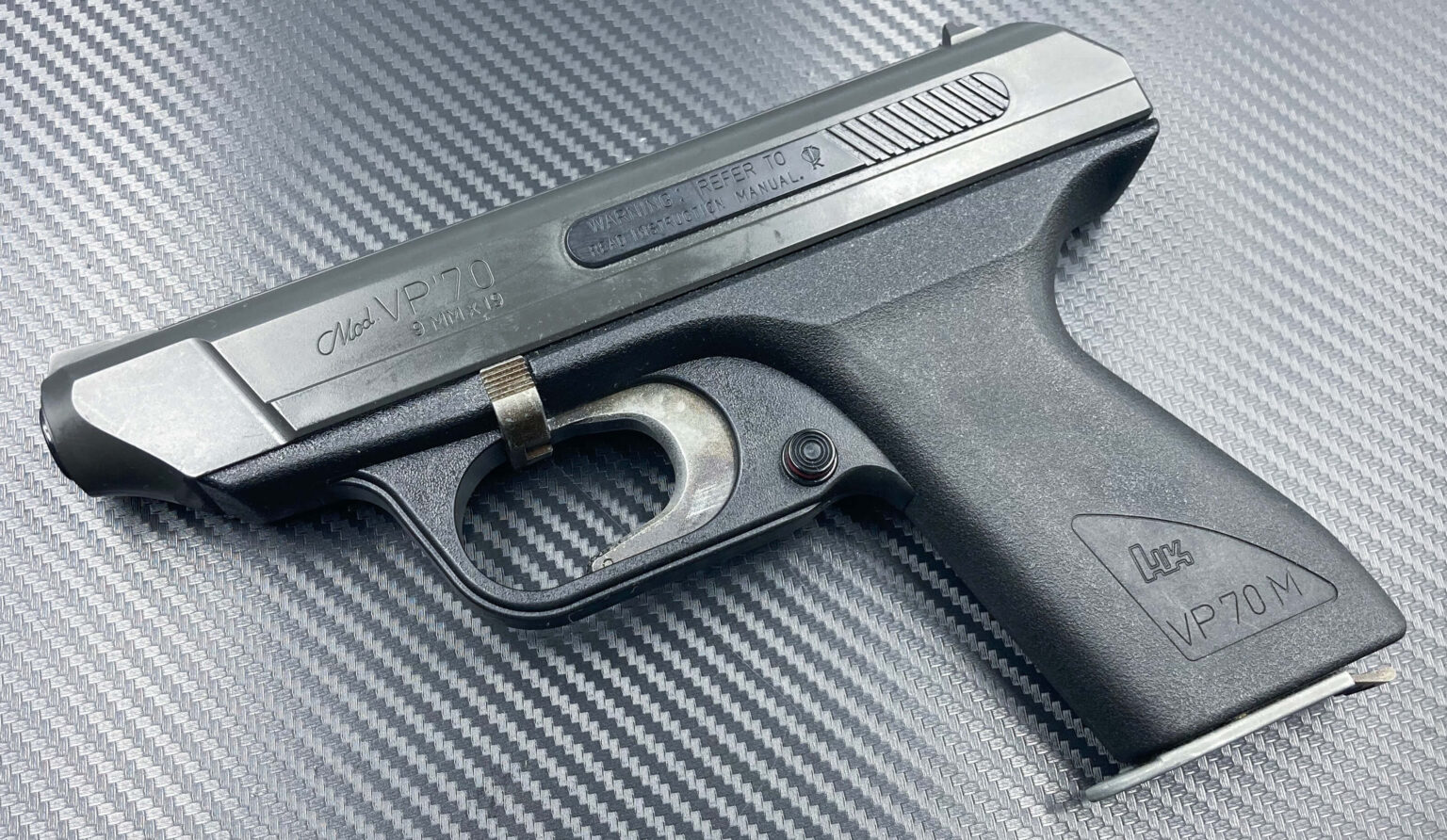 タニオコバ製 H&K VP70Mをレビュー！レオンの愛銃で人気がある世界初のポリマーオート拳銃を紹介！ - ミッコーブログ